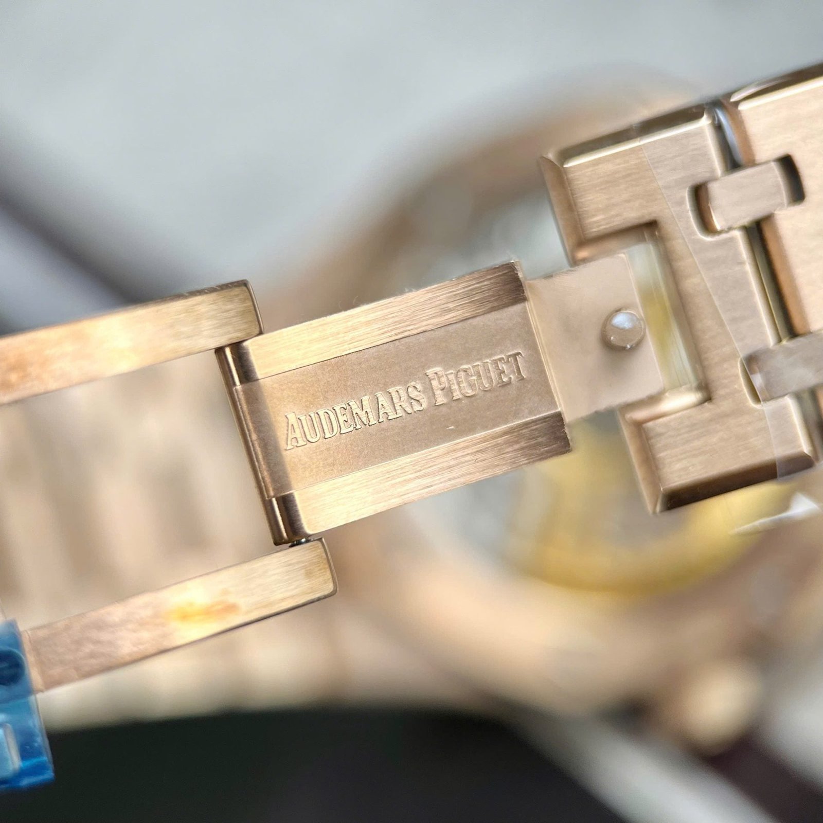 Audemars Piguet 15500 Watch Blue Dial 41mm – Gloria Leather